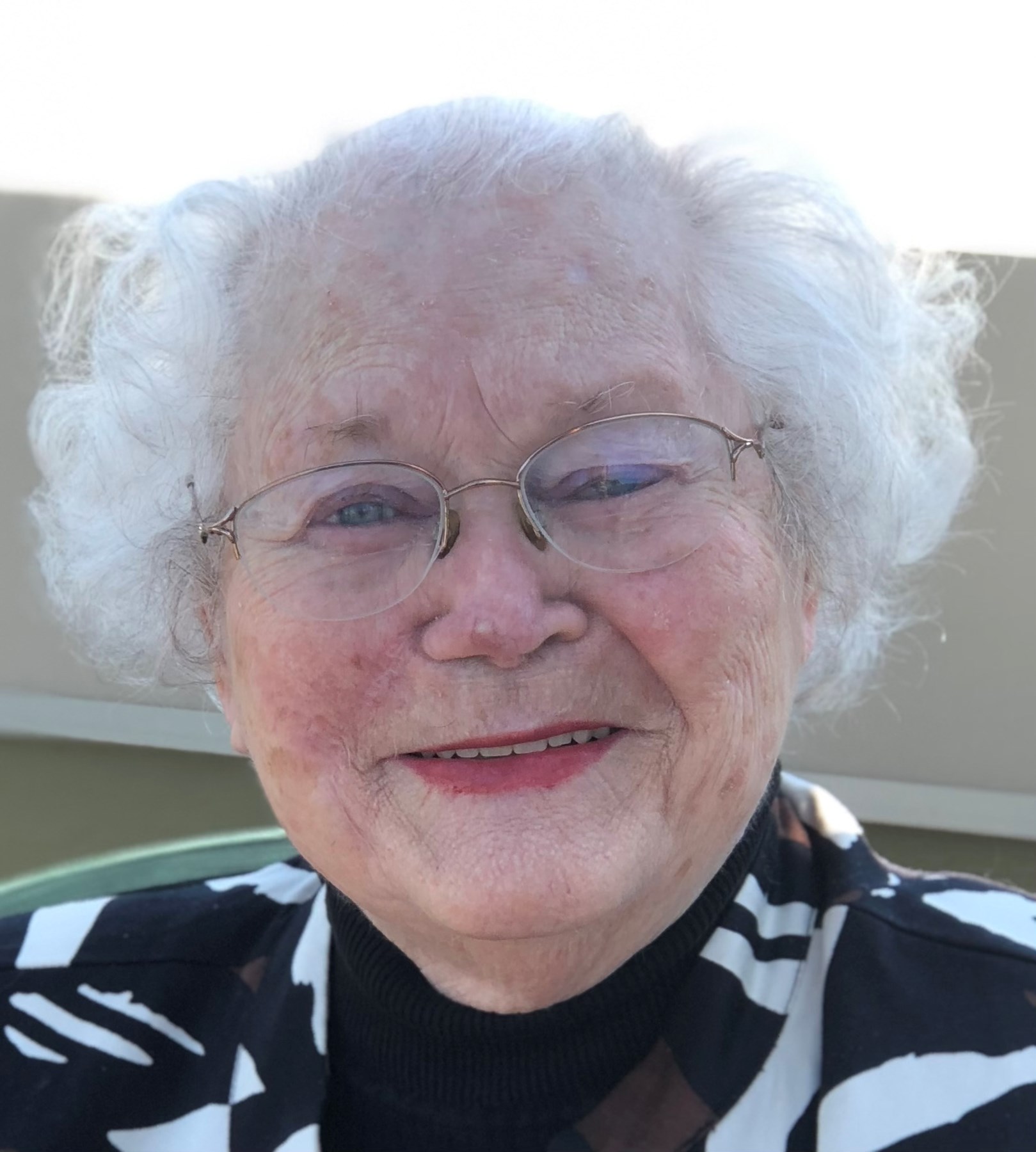 Joan Rogan's Instagram, Twitter & Facebook on IDCrawl