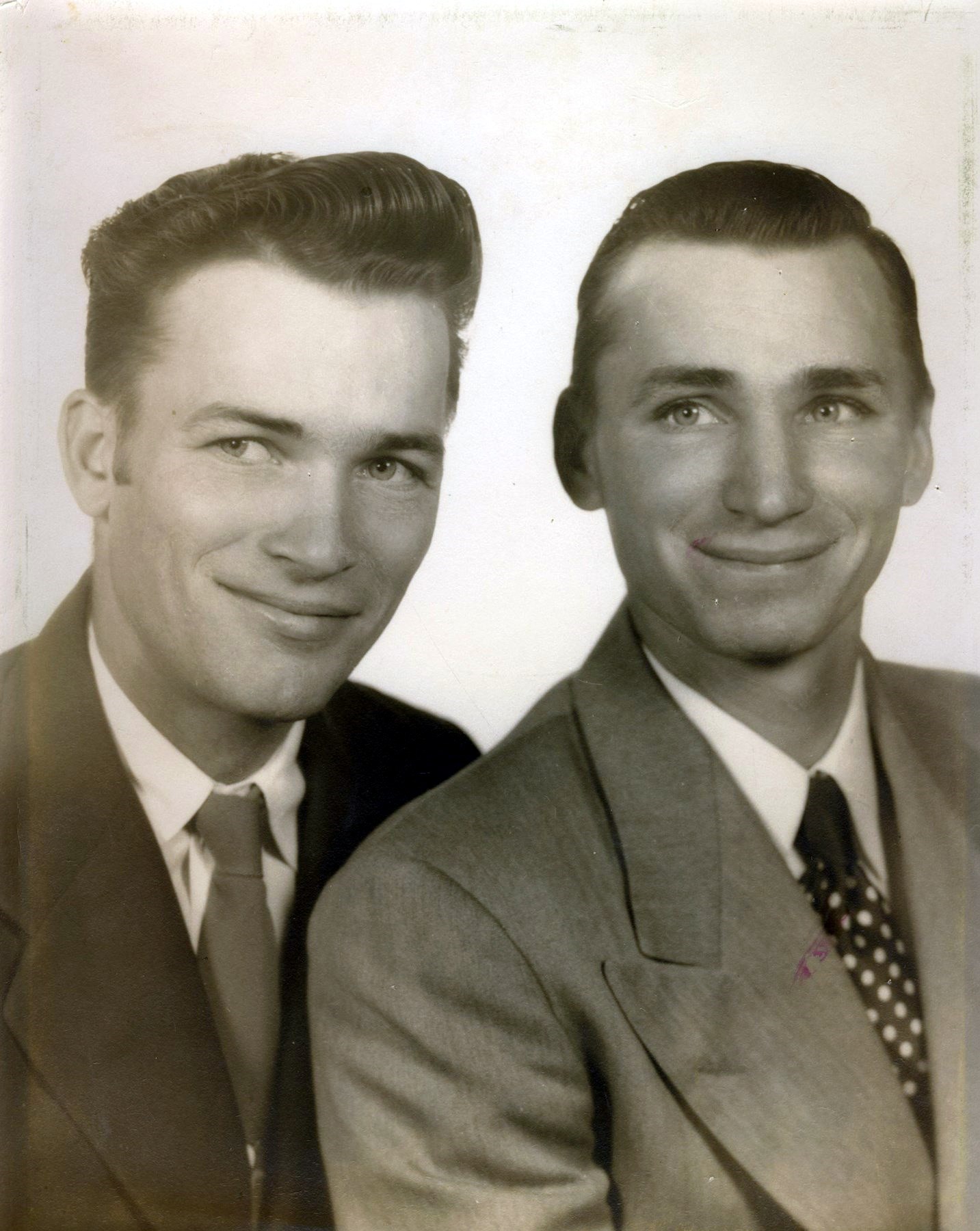 Edward Carver's Instagram, Twitter & Facebook on IDCrawl