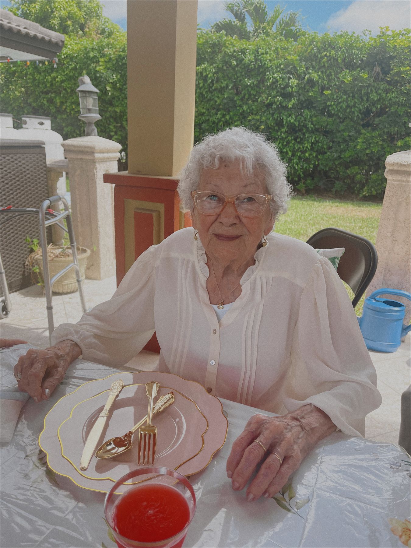Eufemia Sagarribay Obituary - Miami, FL