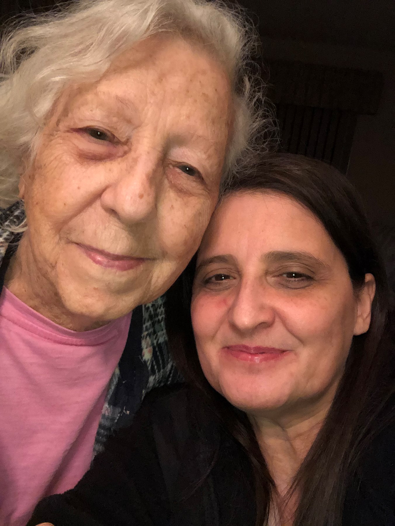 Elizabeth Riggs's Instagram, Twitter & Facebook on IDCrawl