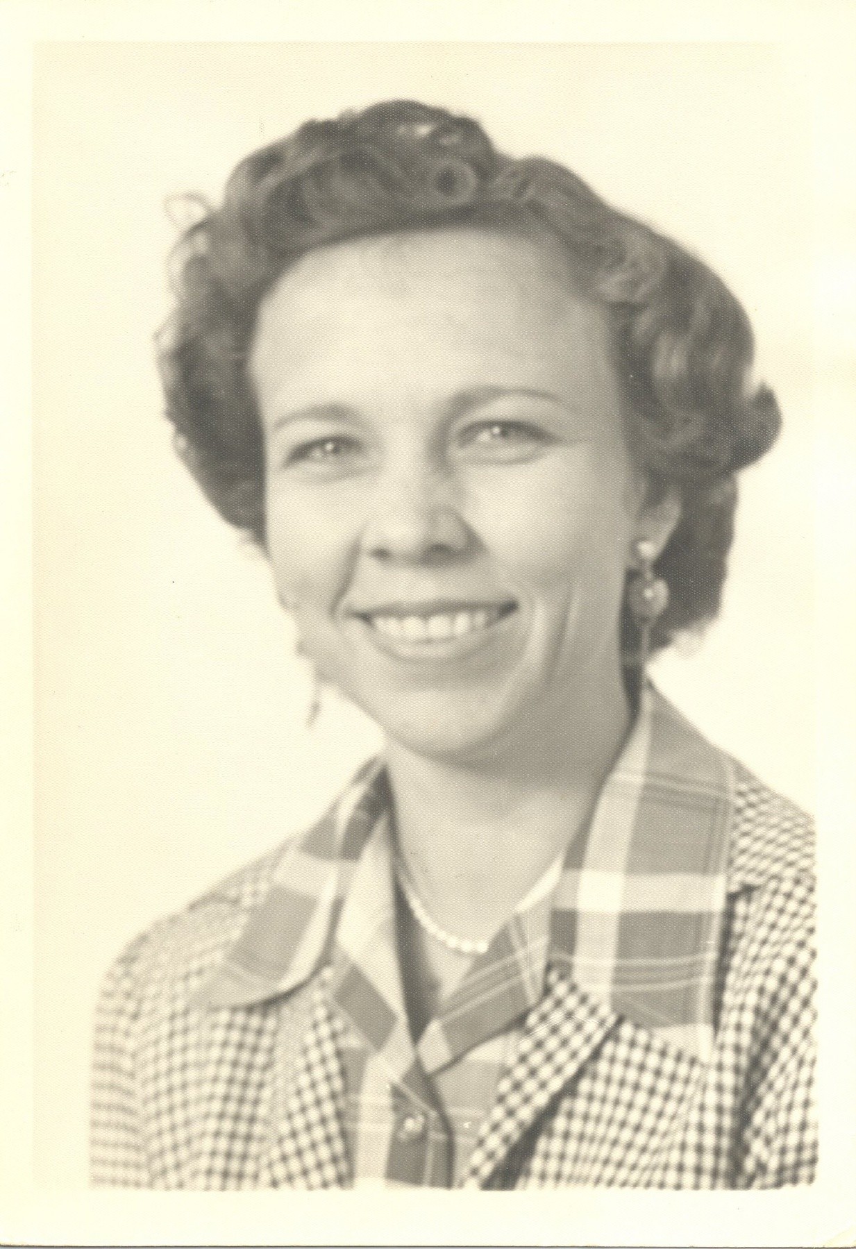 Paula Blanchard's Instagram, Twitter & Facebook on IDCrawl