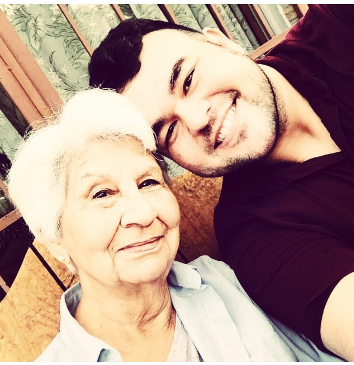 Isabel Saenz's Instagram, Twitter & Facebook on IDCrawl