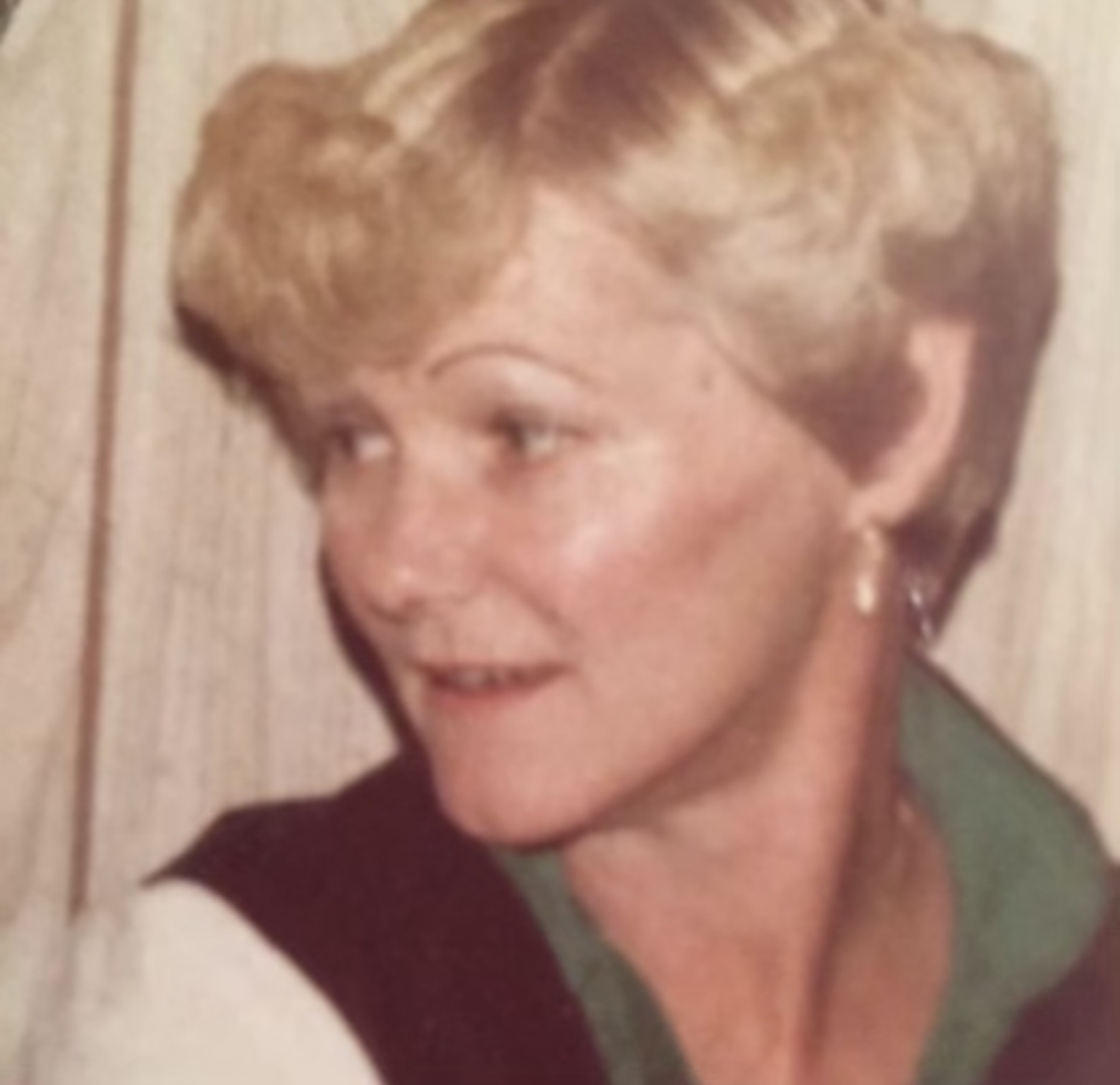 Wendy Hicks's Instagram, Twitter & Facebook on IDCrawl