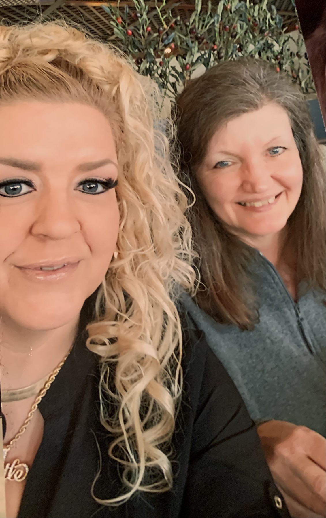 Sandra Skinner's Instagram, Twitter & Facebook on IDCrawl