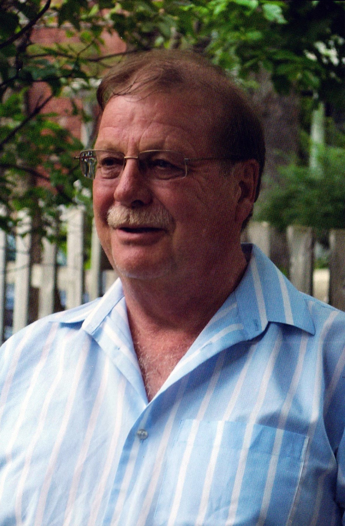 Tom Hansen's Instagram, Twitter & Facebook on IDCrawl