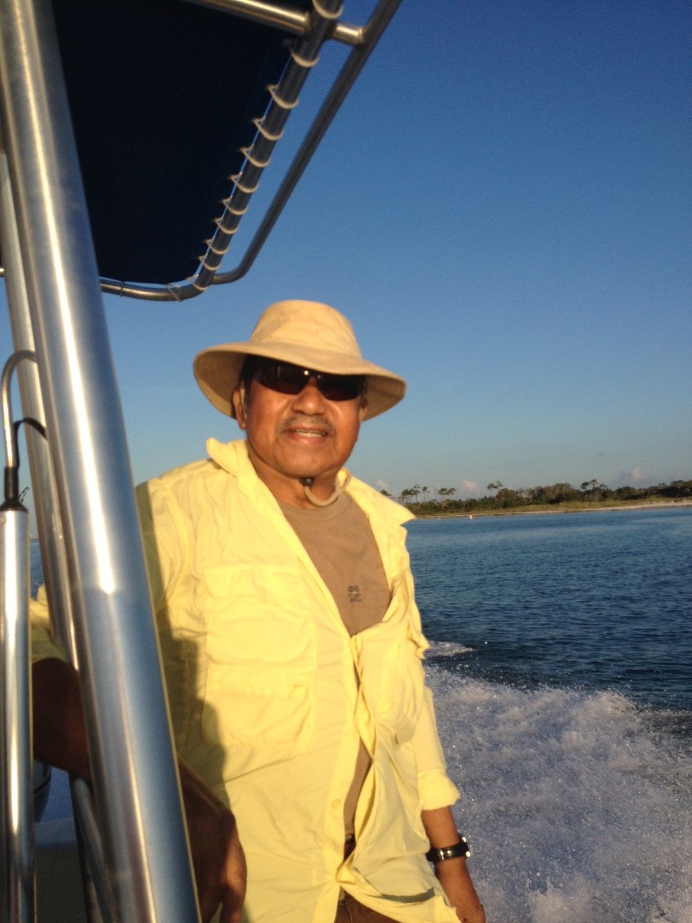 Pablo Esquivel "Bobby" de Guzman Obituary - Pensacola, FL