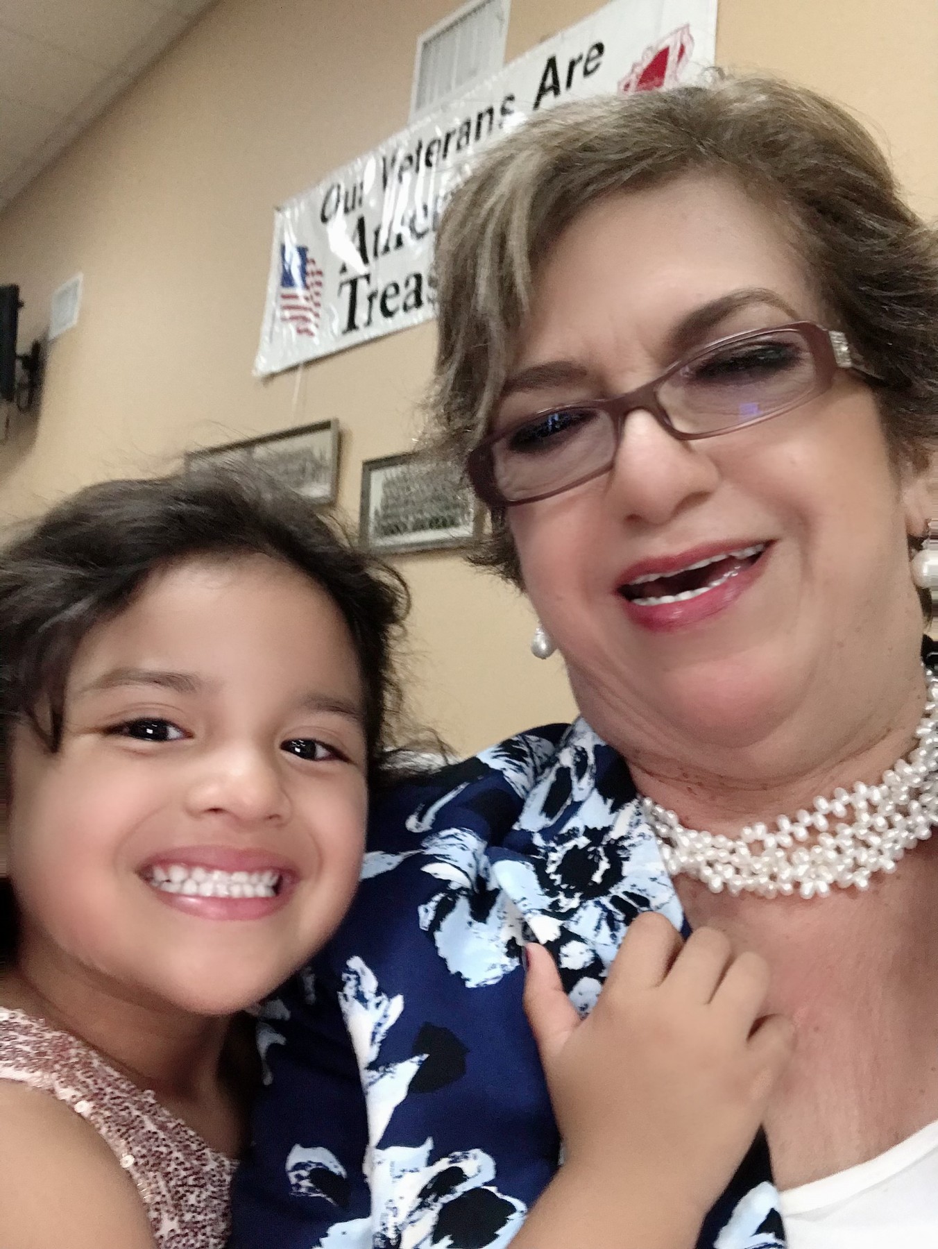 Natalie Tovar's Instagram, Twitter & Facebook on IDCrawl