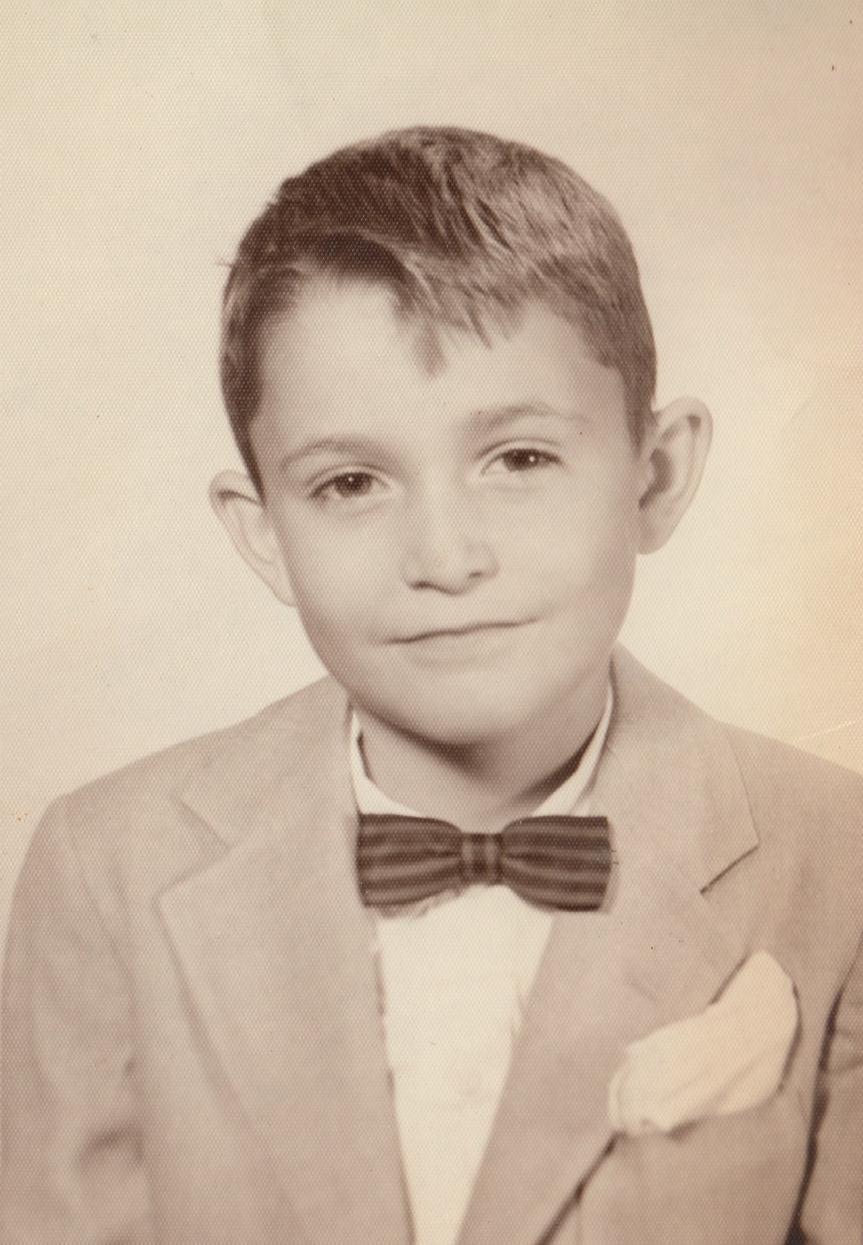 Kenneth Tye's Instagram, Twitter & Facebook on IDCrawl