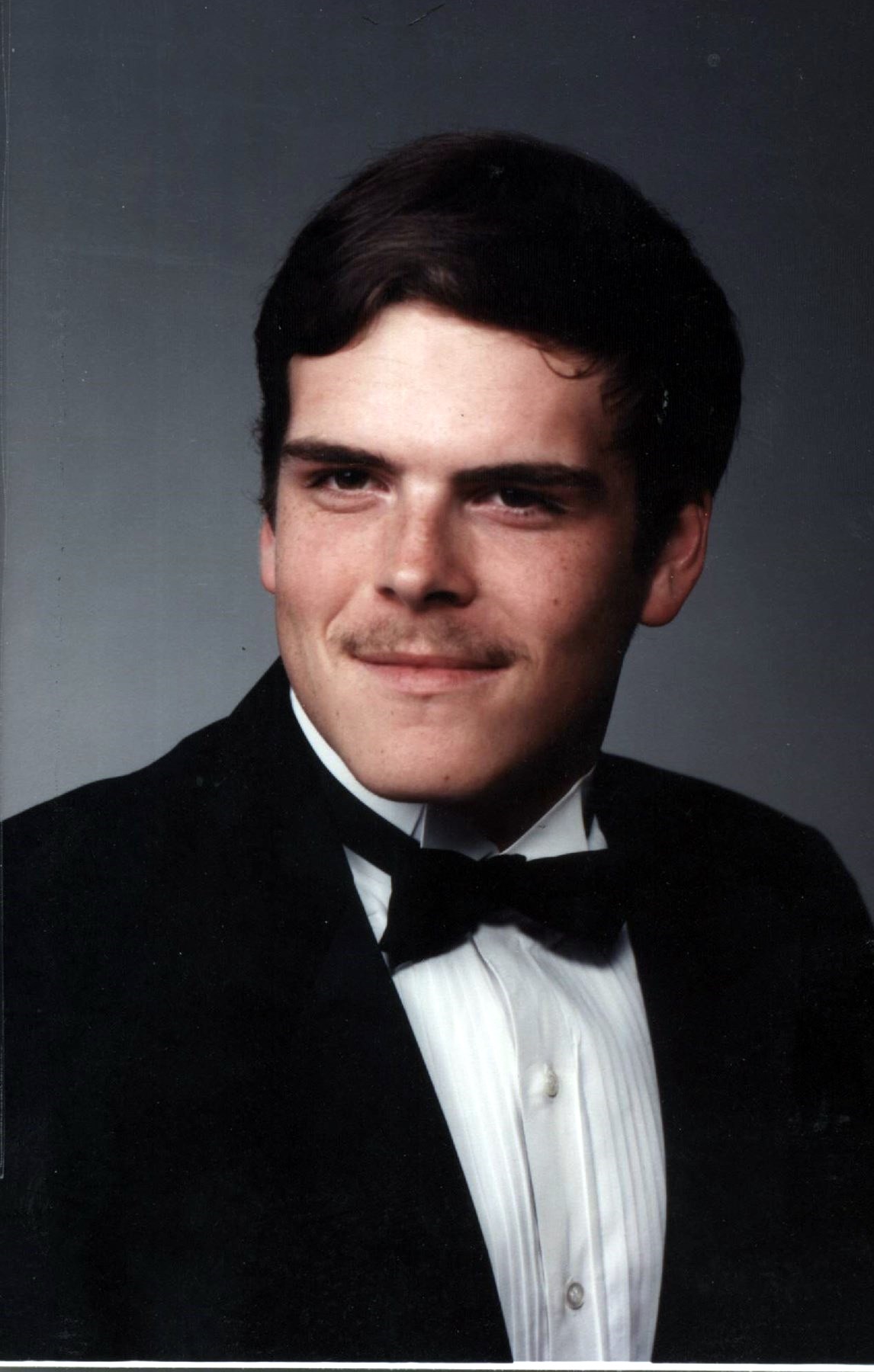 Mark Flowers's Instagram, Twitter & Facebook on IDCrawl