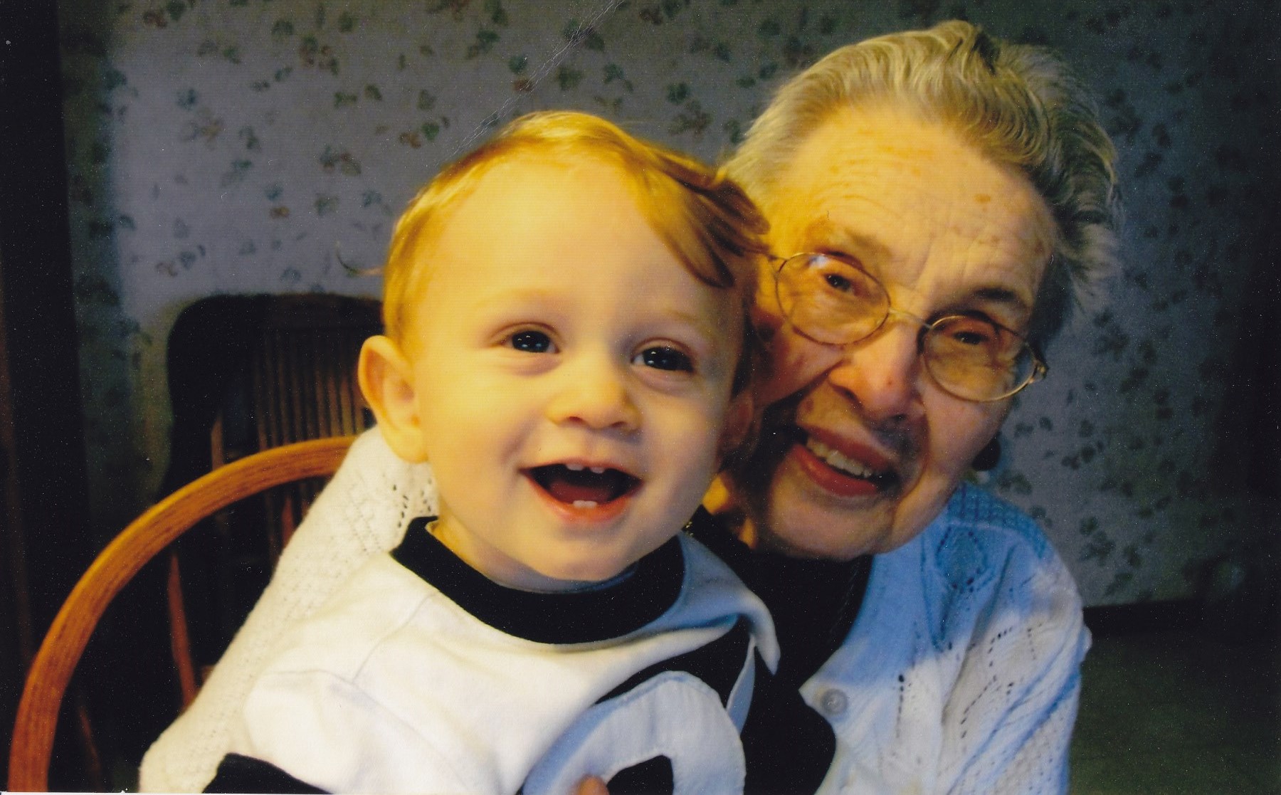 Florence Cunningham's Instagram, Twitter & Facebook on IDCrawl