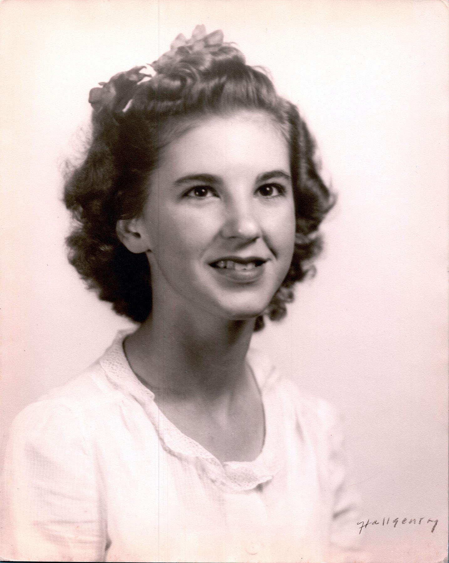 Sadie Phillips's Instagram, Twitter & Facebook on IDCrawl