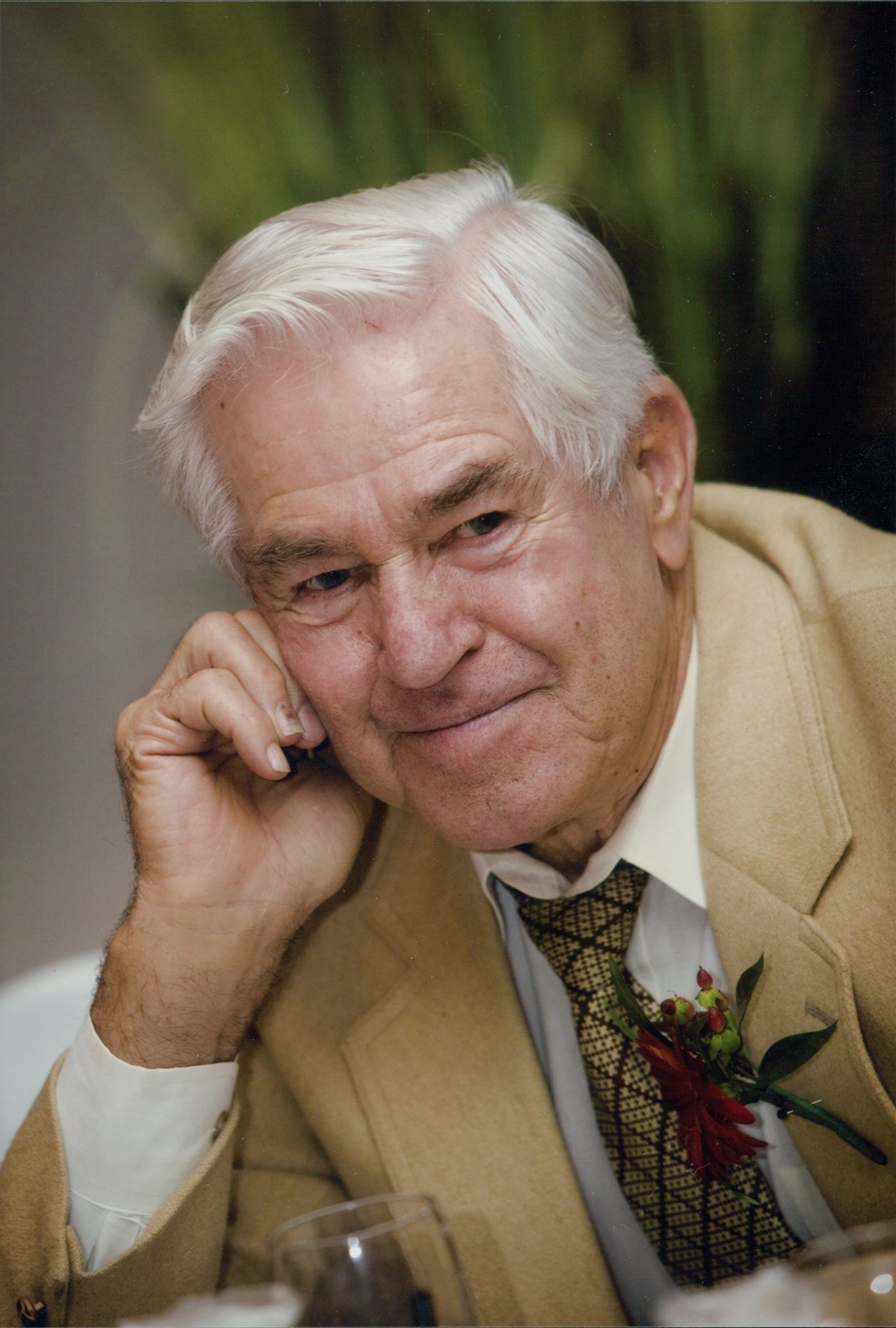 Frank Thomas Gradishar Obituary - Calgary, AB