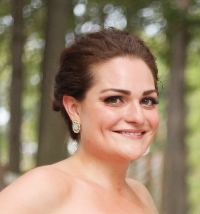 Julie Buckmaster's Instagram, Twitter & Facebook on IDCrawl