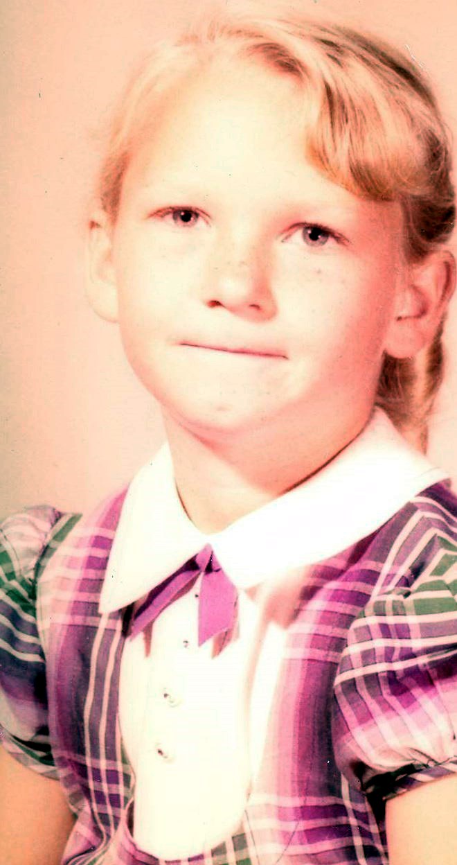 Connie Crow's Instagram, Twitter & Facebook on IDCrawl