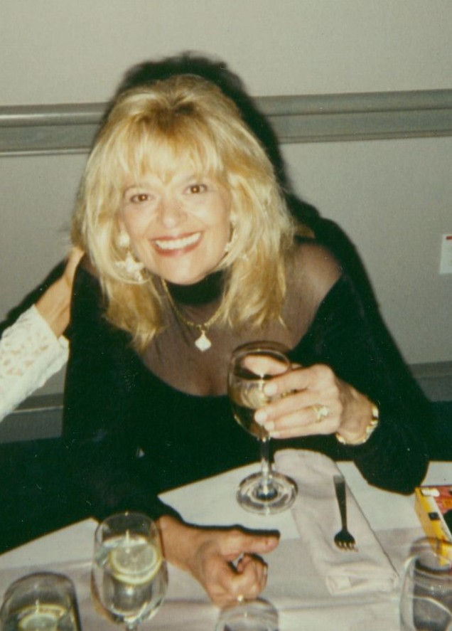 Roberta Cowley Lewis Obituary - San Rafael, CA