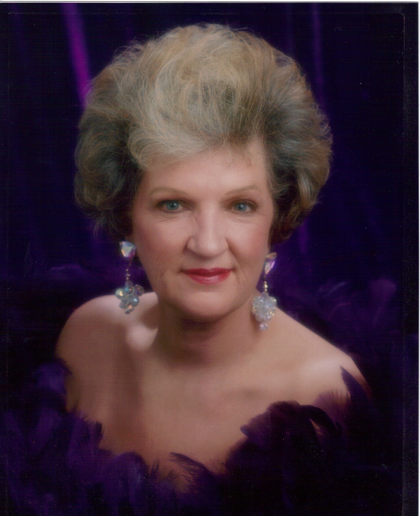 Lacey Beck's Instagram, Twitter & Facebook on IDCrawl