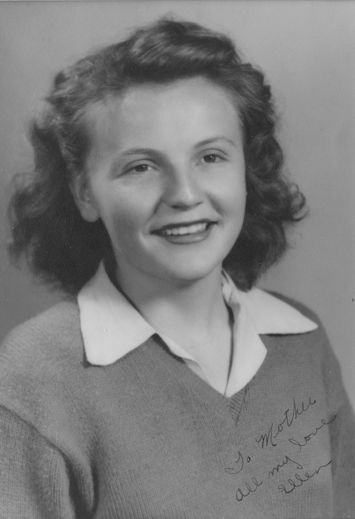 Ellen Renee's Instagram, Twitter & Facebook on IDCrawl