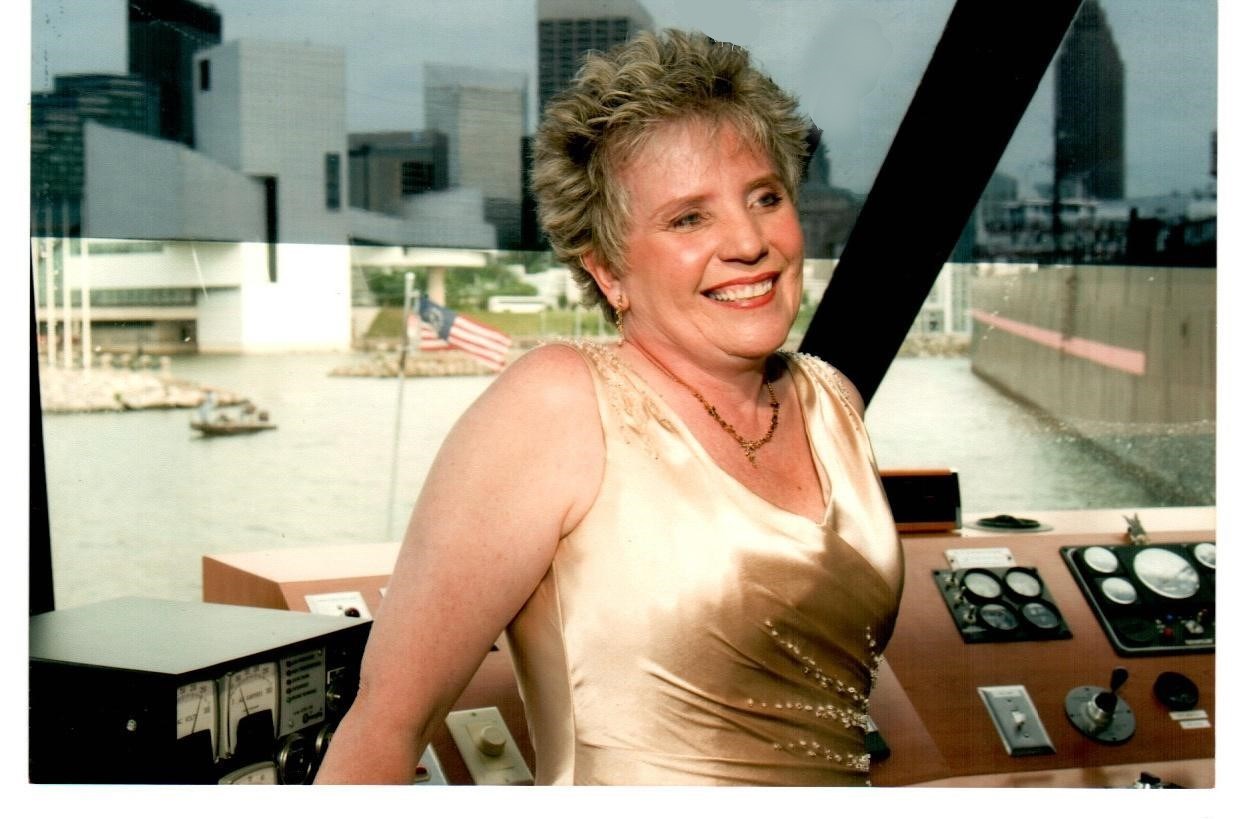 Suzanne Lynn Boone Obituary - Middleburg Heights, OH