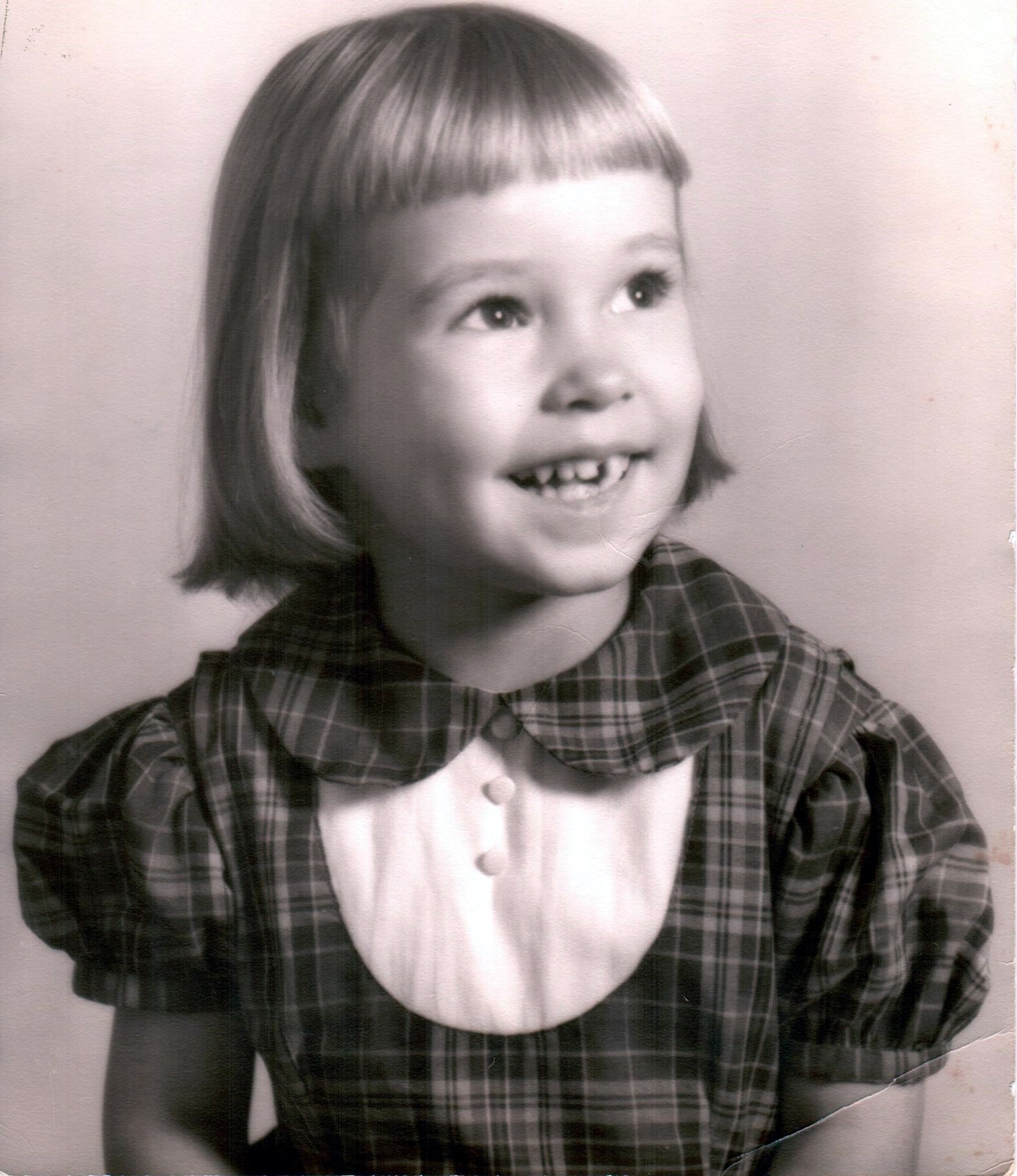 Suzanne Hamilton's Instagram, Twitter & Facebook on IDCrawl