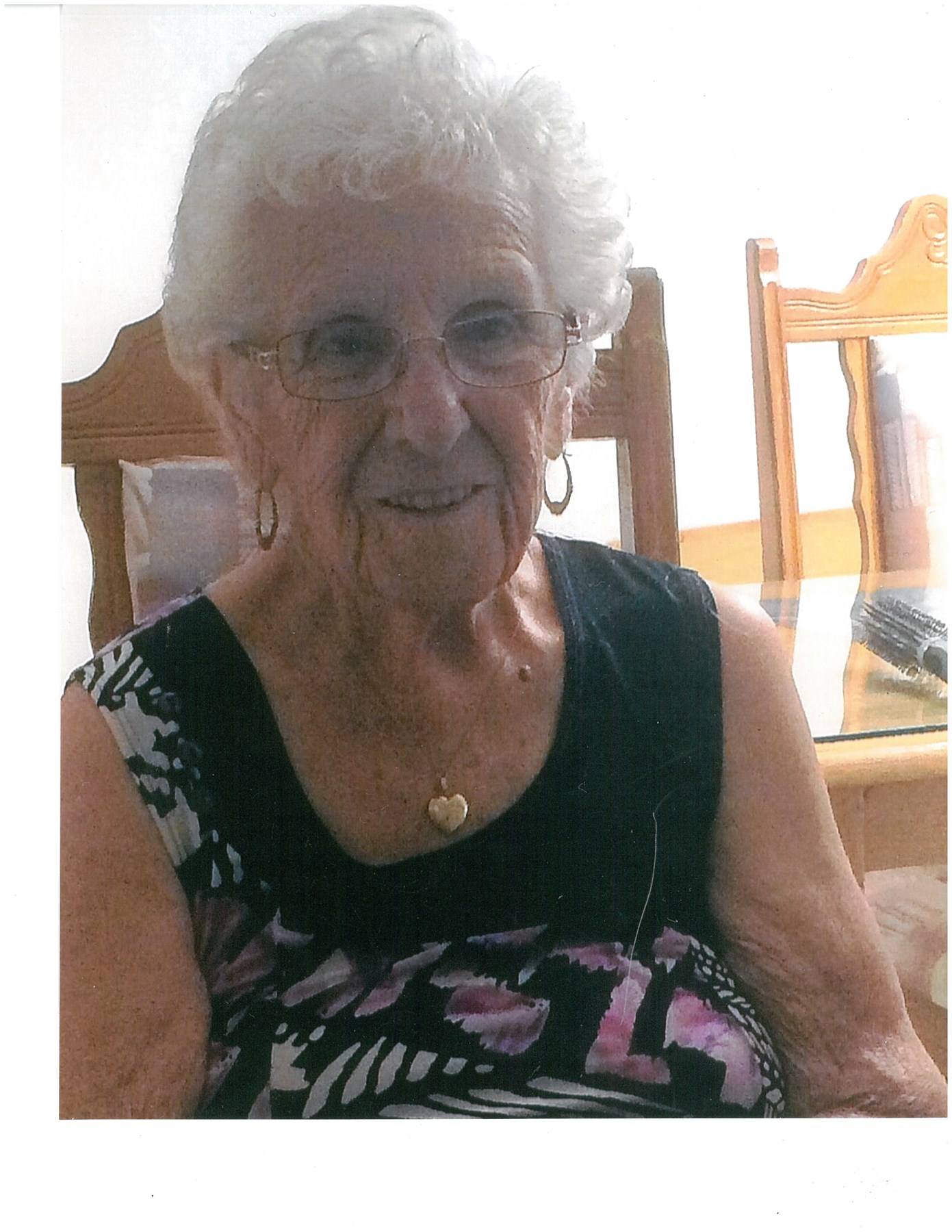 Lucienne Therrien avis de décès - Chicoutimi, QC