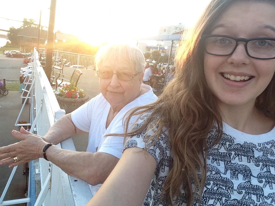 Sandra Finn's Instagram, Twitter & Facebook on IDCrawl