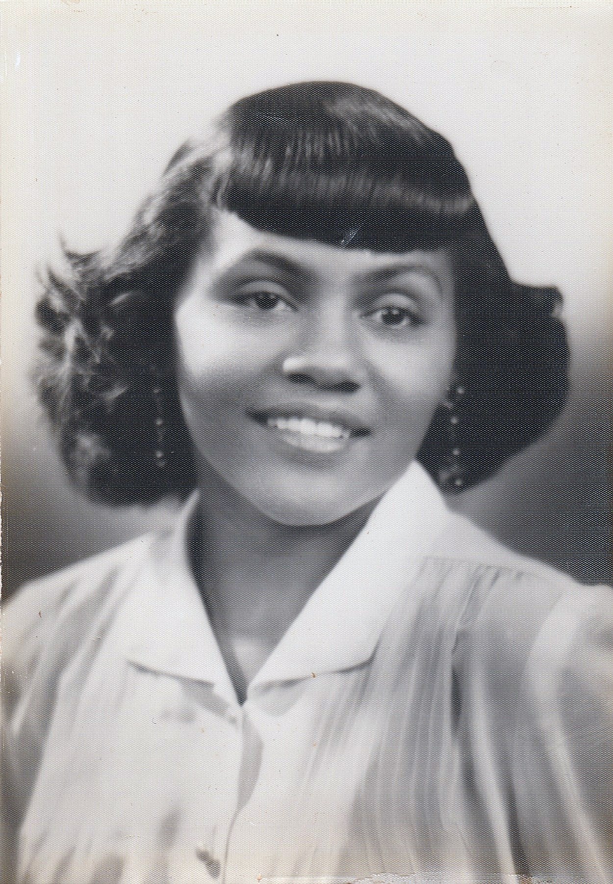 Mrs. Vivian Maxine Reeves Obituary - Houston, TX