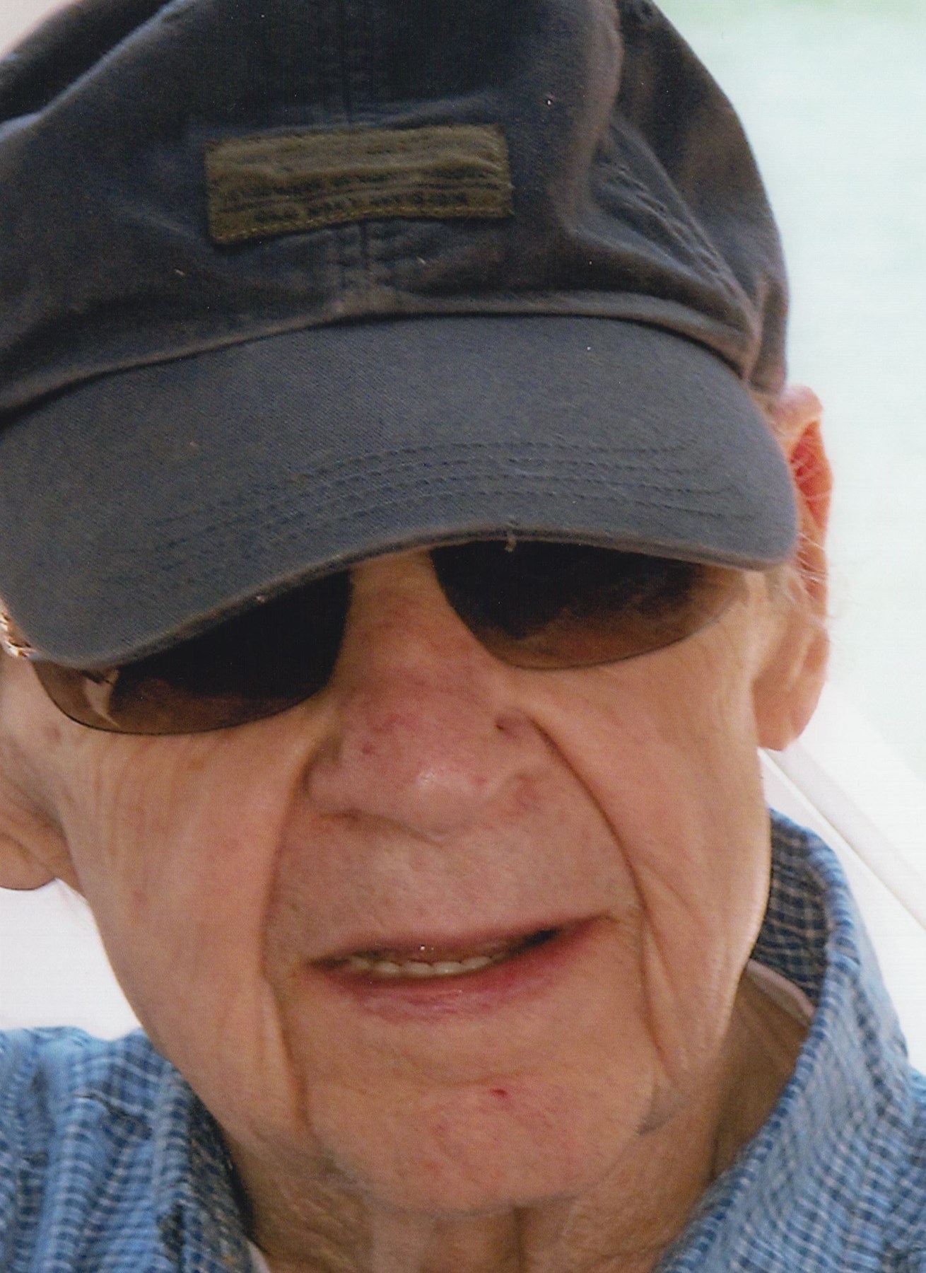 Taylor Sharpe Obituary - Knoxville, TN