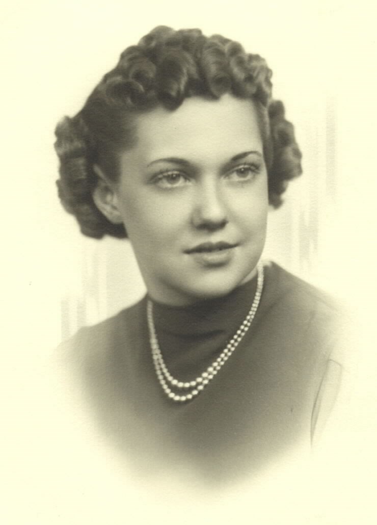 Alice Snow's Instagram, Twitter & Facebook on IDCrawl