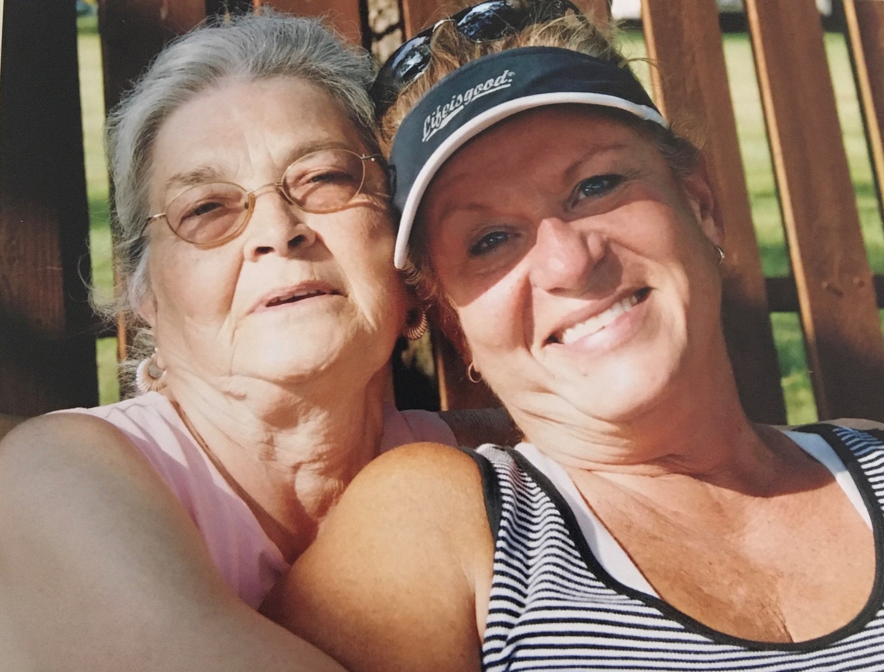 Rhonda Sweeney's Instagram, Twitter & Facebook on IDCrawl