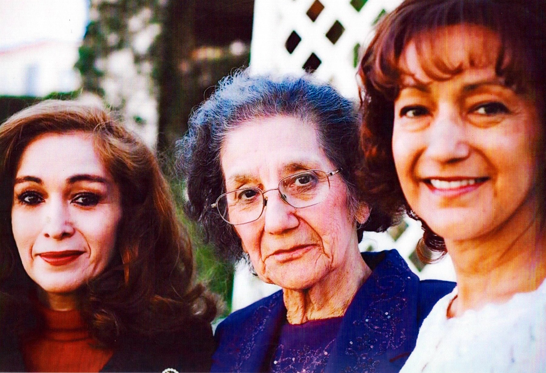 Isabel Arteaga's Instagram, Twitter & Facebook on IDCrawl