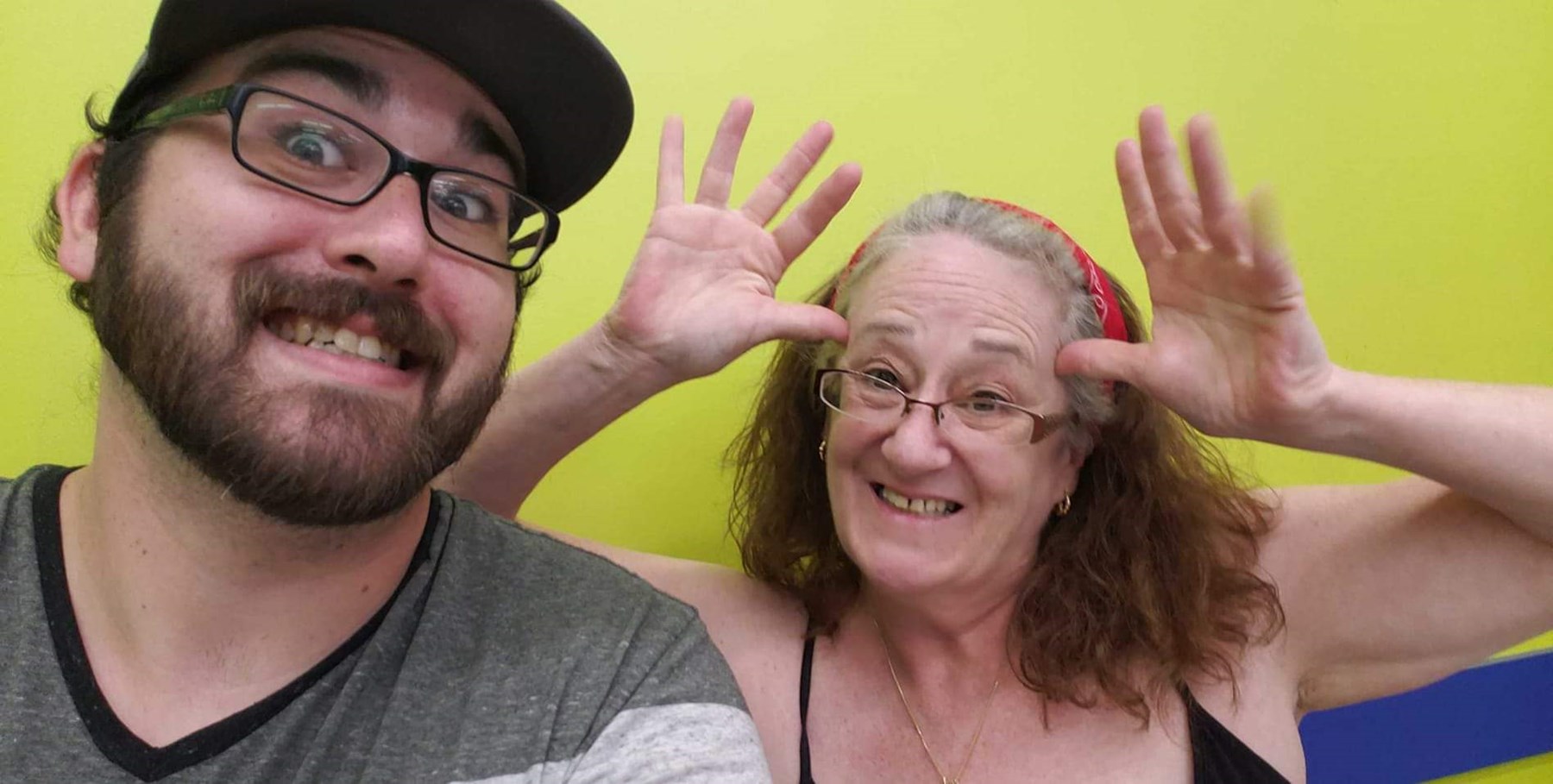 Joanne Kent's Instagram, Twitter & Facebook on IDCrawl