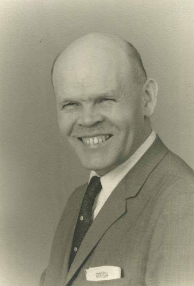 Theodore Bates's Instagram, Twitter & Facebook on IDCrawl