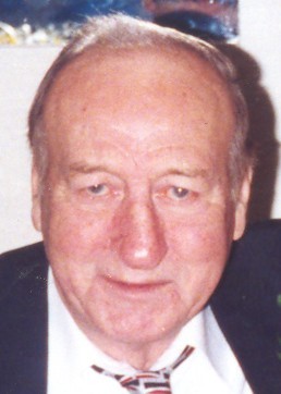 William E. Russell Obituary - Chesterland, OH
