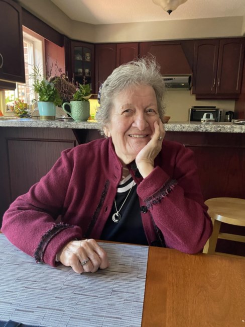 Alice Reynolds Obituario - Guelph, ON