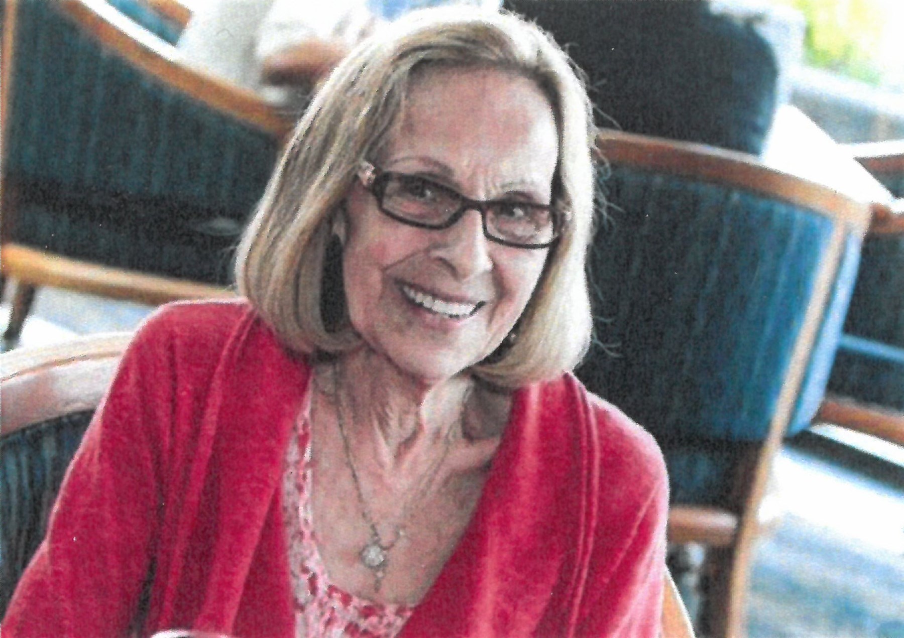 Laurie Sauer's Instagram, Twitter & Facebook on IDCrawl