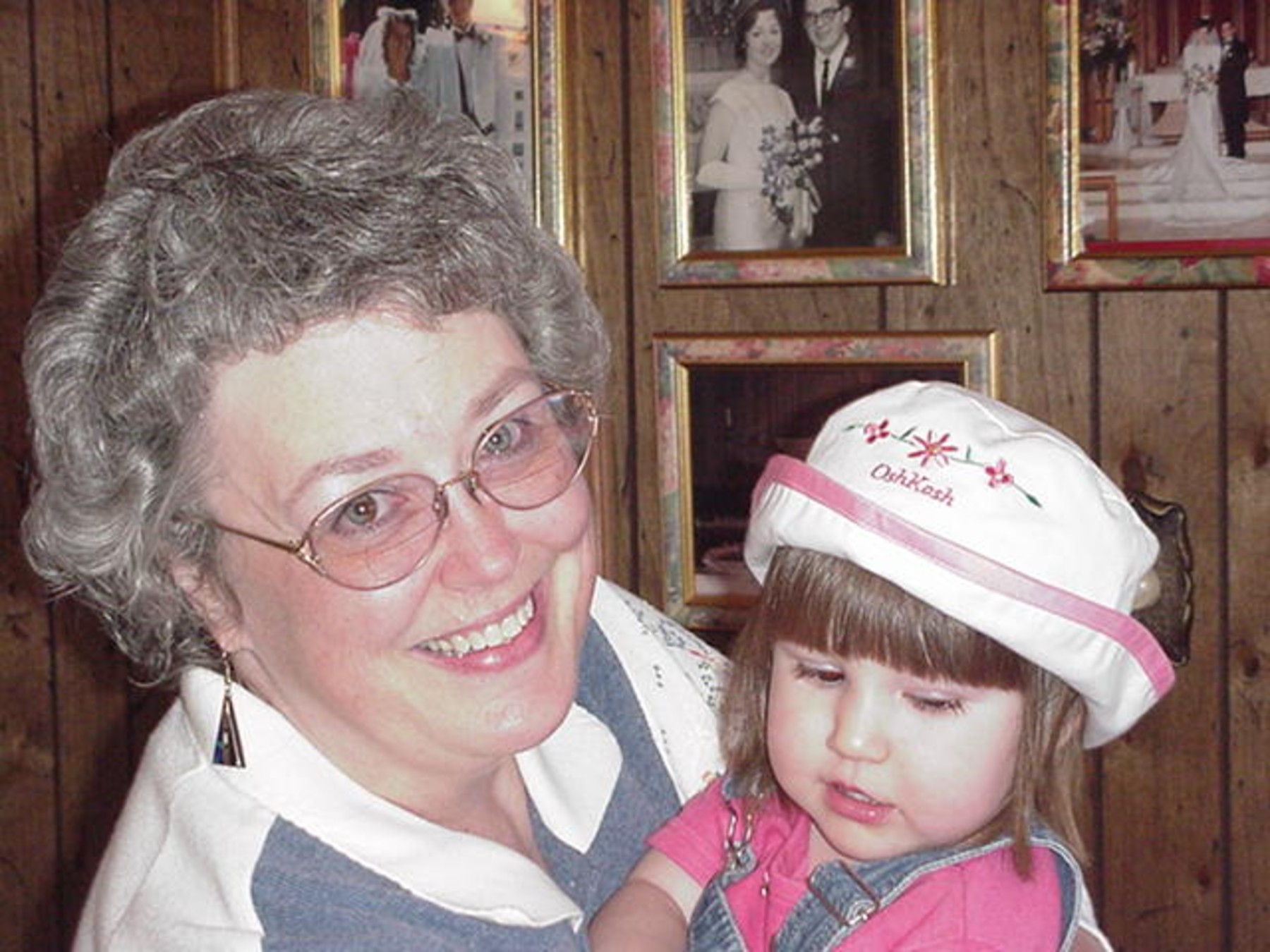 Rita Alexander's Instagram, Twitter & Facebook on IDCrawl