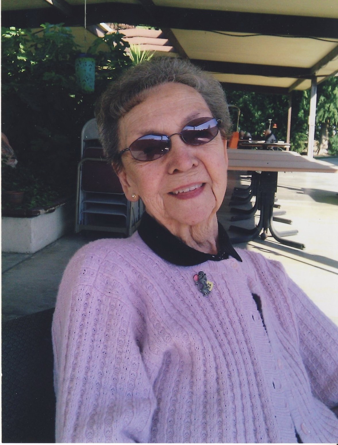 Julia Bushong's Instagram, Twitter & Facebook on IDCrawl