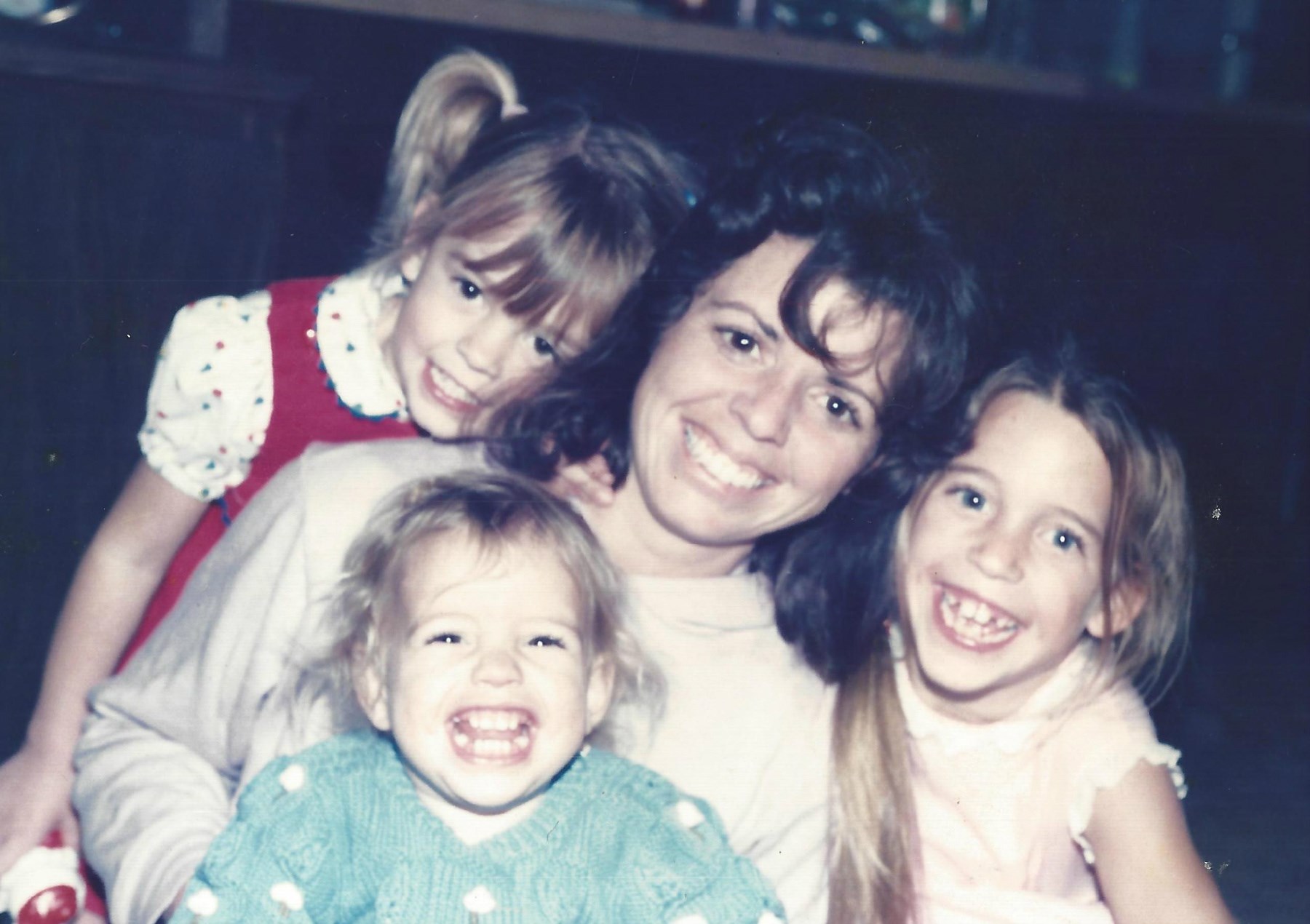 Maggie Walling's Instagram, Twitter & Facebook on IDCrawl