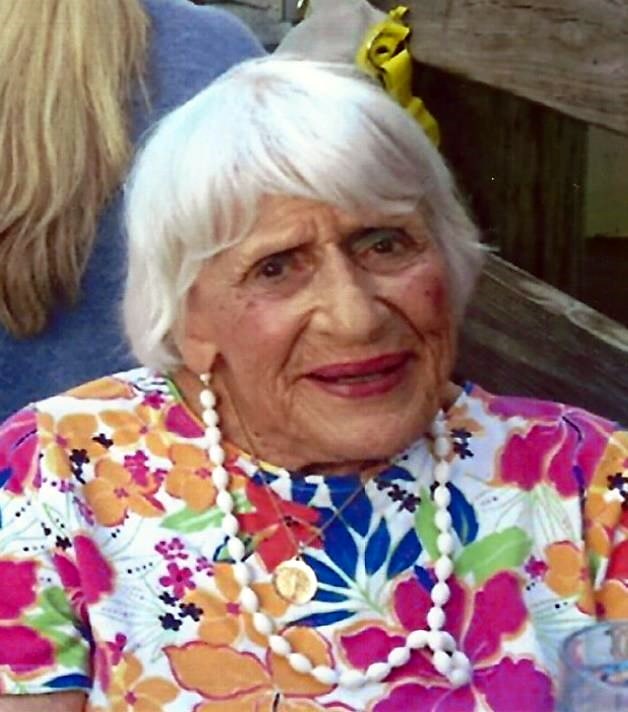 Karyn Moore's Instagram, Twitter & Facebook on IDCrawl