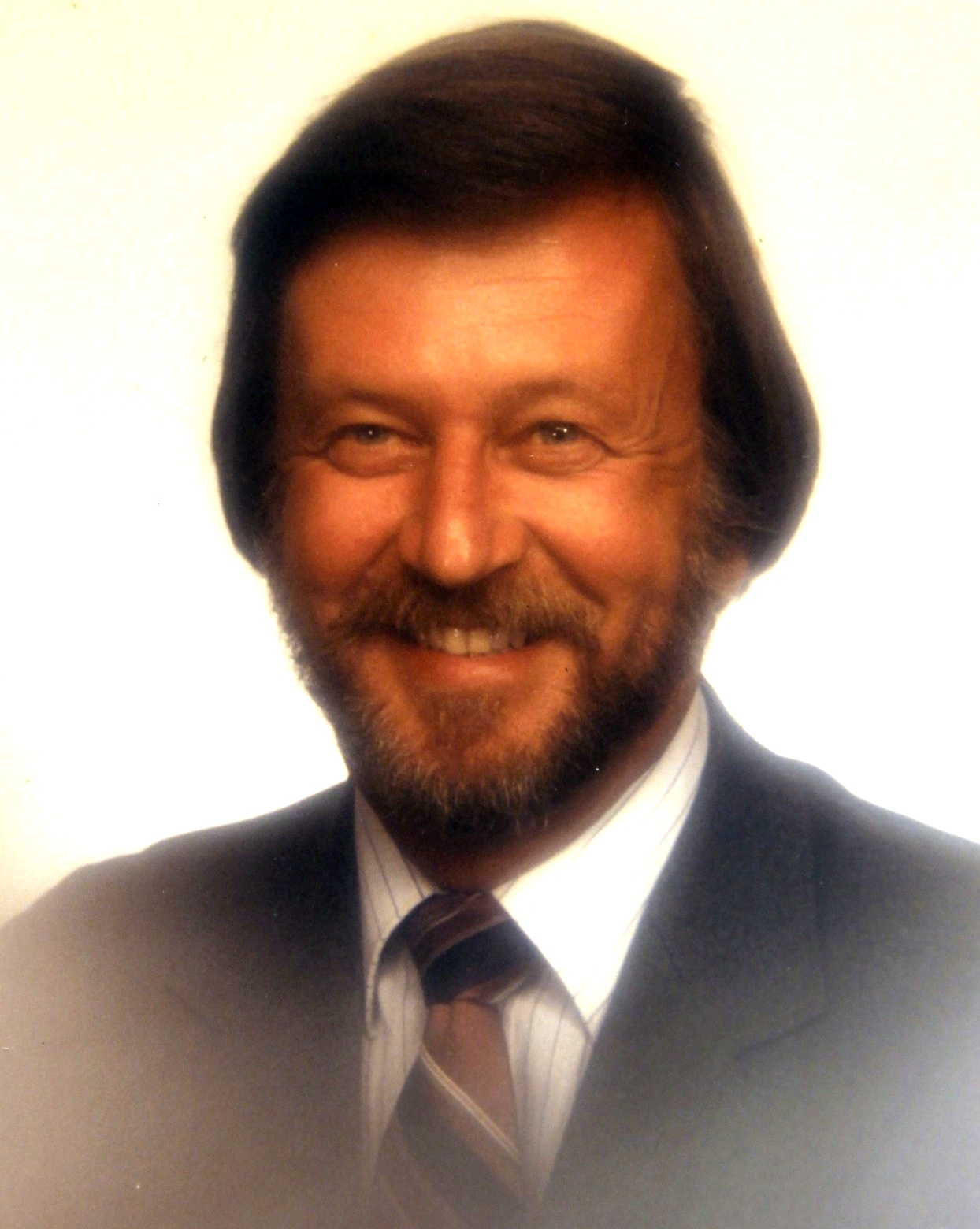 Hubert Moore's Instagram, Twitter & Facebook on IDCrawl