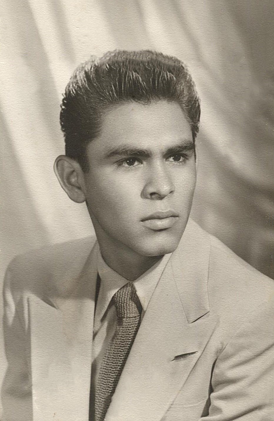 Jay Villa's Instagram, Twitter & Facebook on IDCrawl