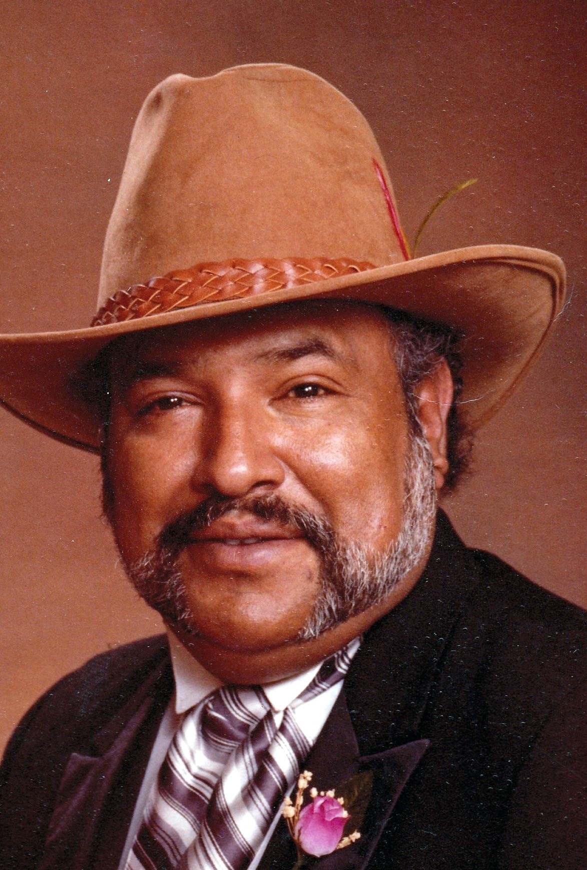 Roberto Gonzales Obituary - Bloomington, CA