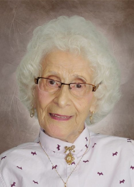 Simonne Bouchard avis de décès - La Baie, QC