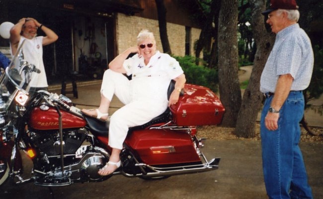 Lucy Cluck Obituary - Austin, TX