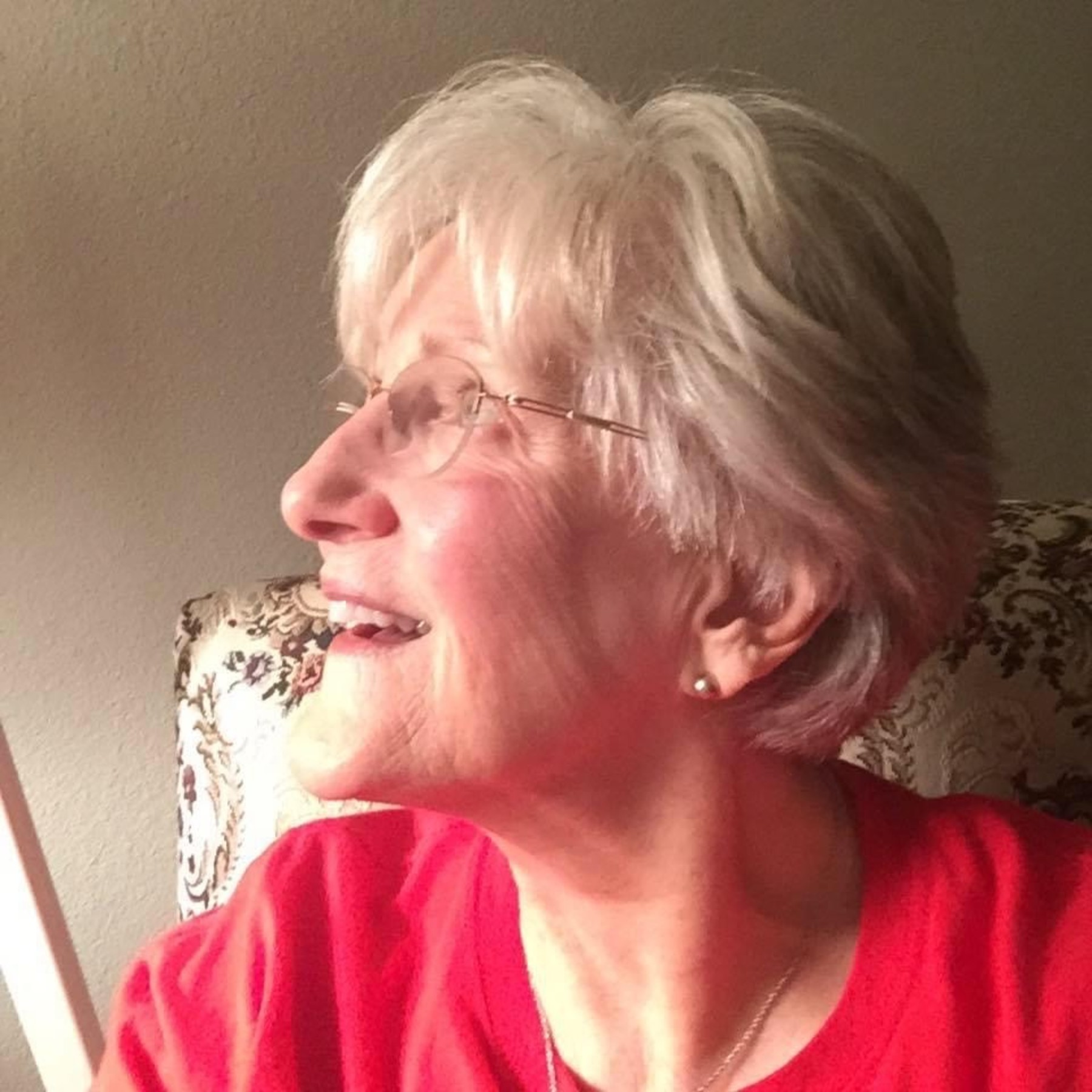 Sandra Newell's Instagram, Twitter & Facebook on IDCrawl