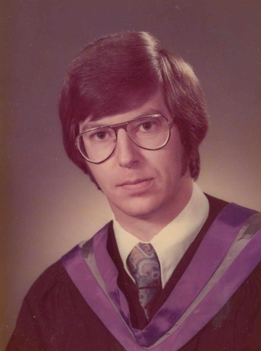 Robert Sim's Instagram, Twitter & Facebook on IDCrawl