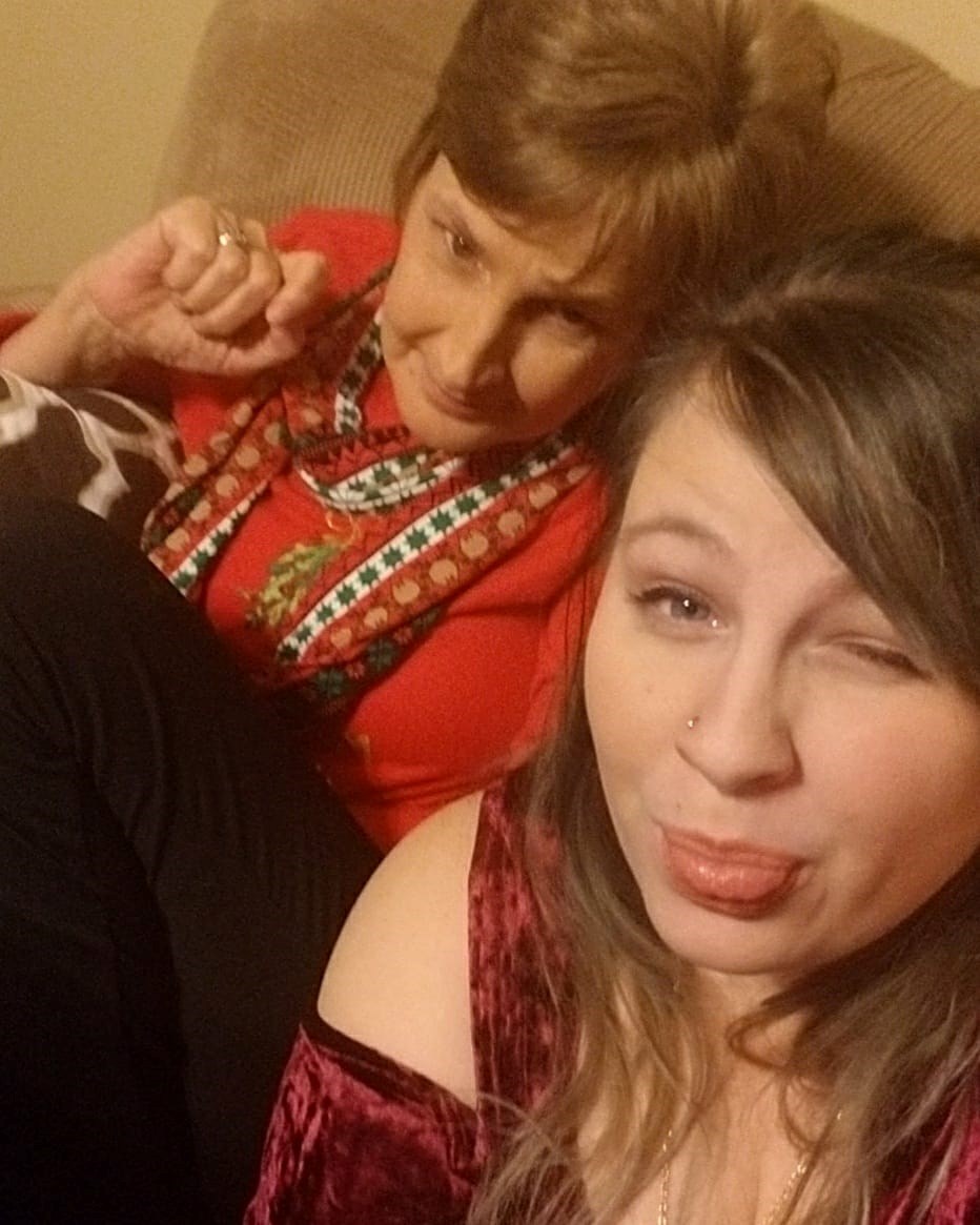 Terri Gard's Instagram, Twitter & Facebook on IDCrawl