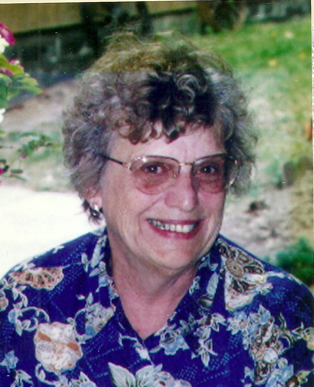 Lorraine Schultz Obituary