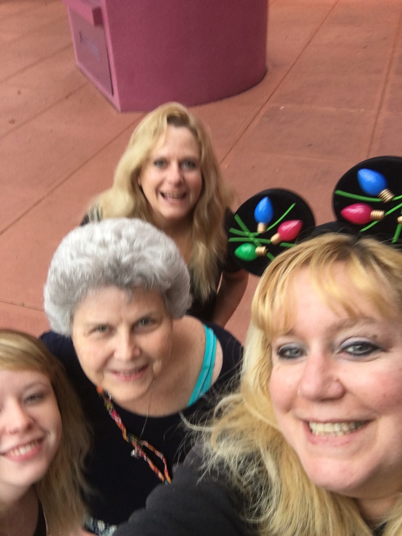Nicole Steck's Instagram, Twitter & Facebook on IDCrawl