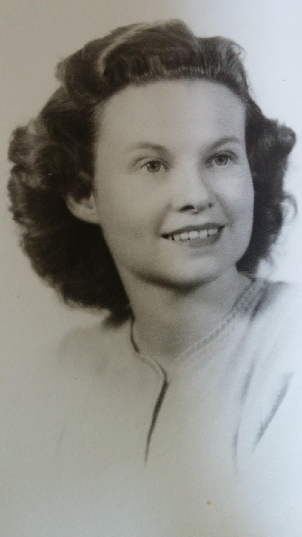 Mary Booth's Instagram, Twitter & Facebook on IDCrawl